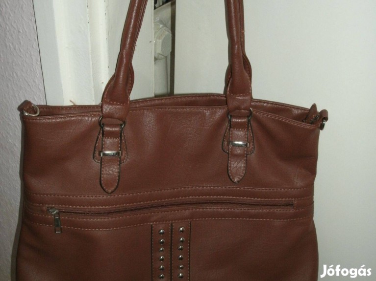 Barna női táska felül cipzáras , egyterű a táska 38 x 36 cm - Újléta, Táskák, bőröndök - Jófogás