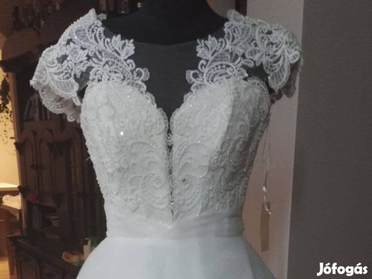 Menyasszonyi ruha abronccsal - Szikszó, Esküvői ruhák, kiegészítők ...