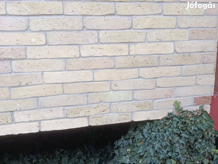 Nagyméretű vágott tégla - Kalocsa, Burkoló anyag, festék - Jófogás