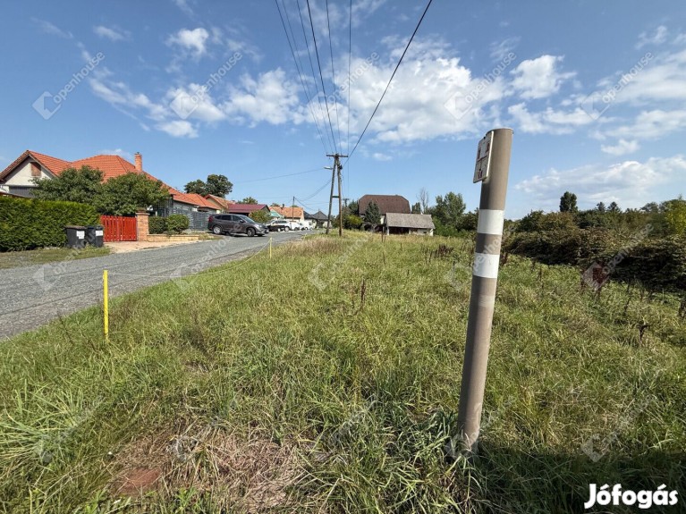 Zalaegerszegi 1552 nm-es telek eladó - Zalaegerszeg, Telek, föld ...