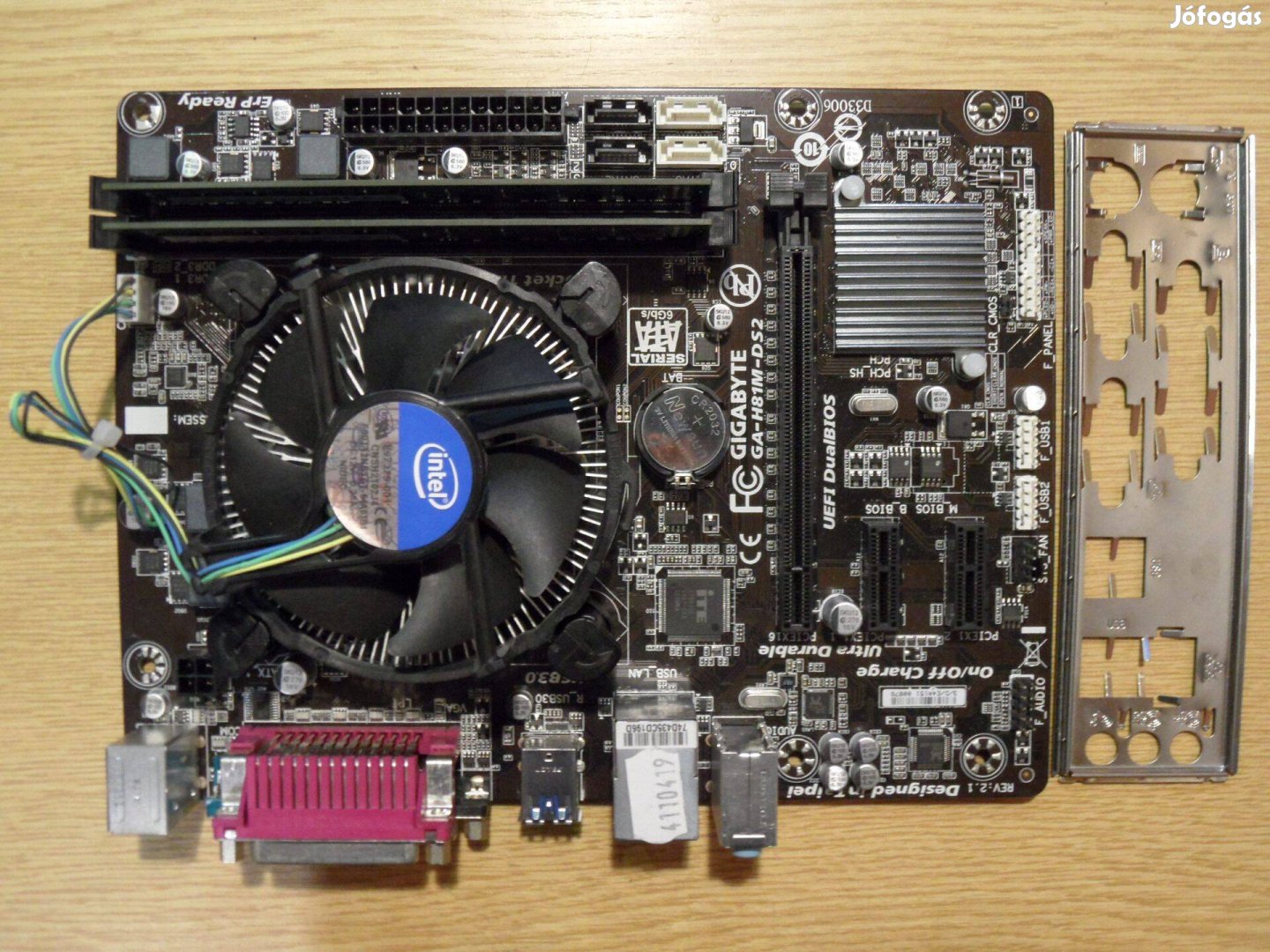 Gigabyte LGA 1150 alaplap + i3 4160 + HD 4400 GPU / +8GB DDR3 + hűtő ...