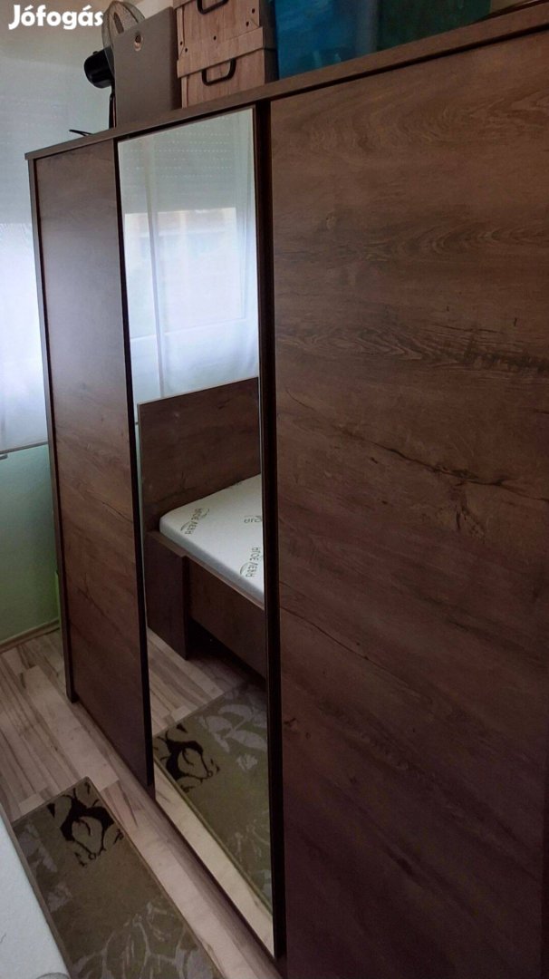 Vedde ruhásszekrény - Szombathely, Szekrények, szekrénysorok, polcok ...