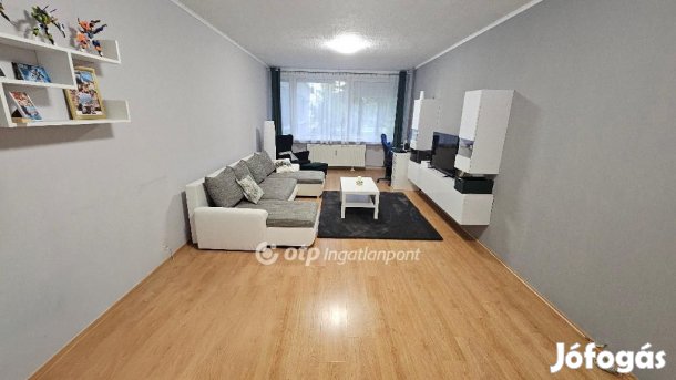Eger belvárosában, zöld övezetben található egy eladó 43 m2-es lakás ...