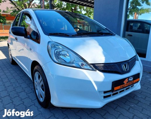 Honda Jazz 1.2 Trend 76216 km-el új gumikkal eladó - Gödöllő, Autó ...