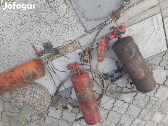Mtz gyári motortartó gerenda eladó Zala megye - Belezna, Mezőgazdasági ...
