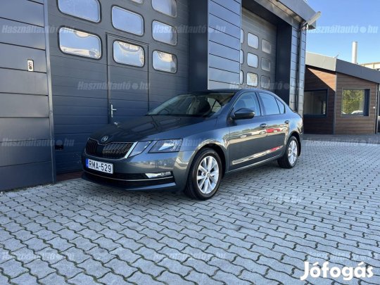 Skoda Octavia 1.6 CR TDI Style Szervizkönyv / 1... - Szombathely, Autó ...